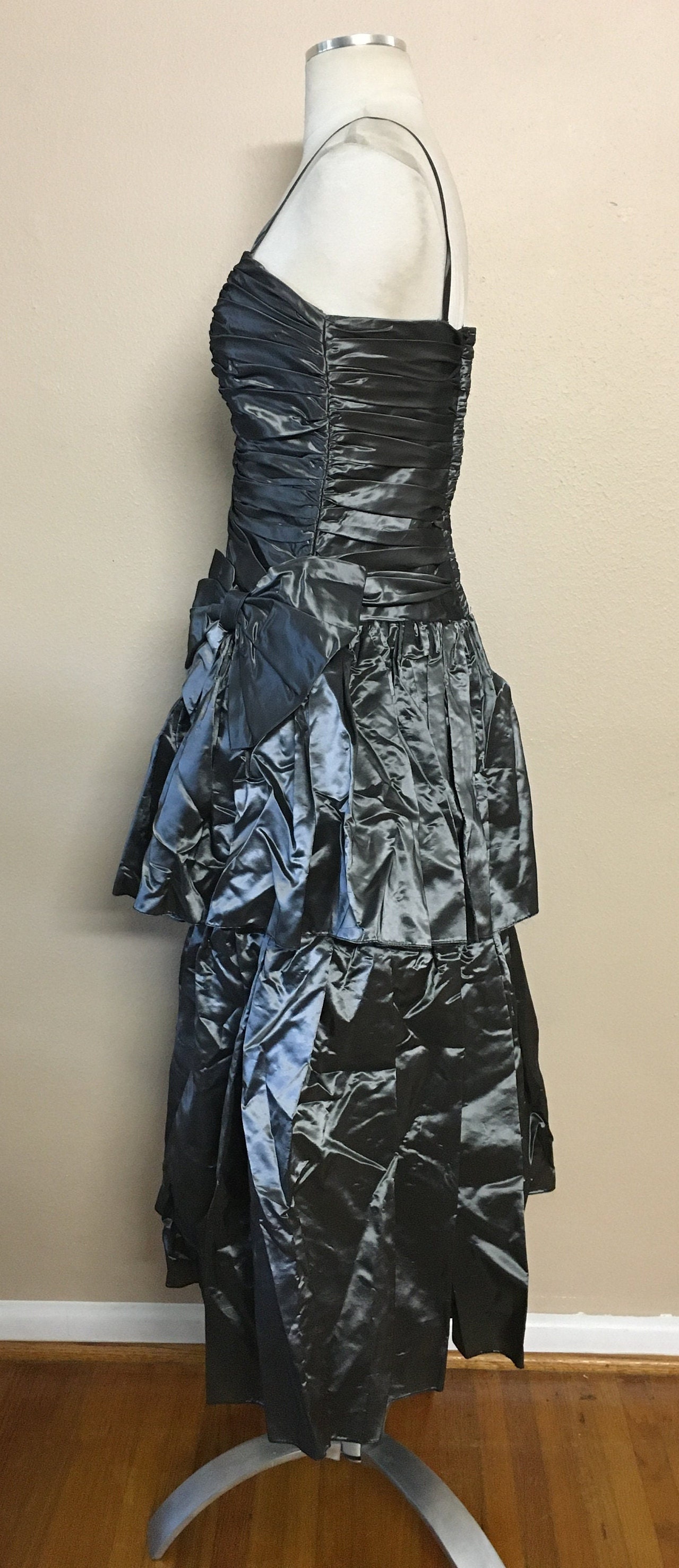 Vintage Alyce Designs 80s Metallic Grey Charcoal Chrome Reflective ...