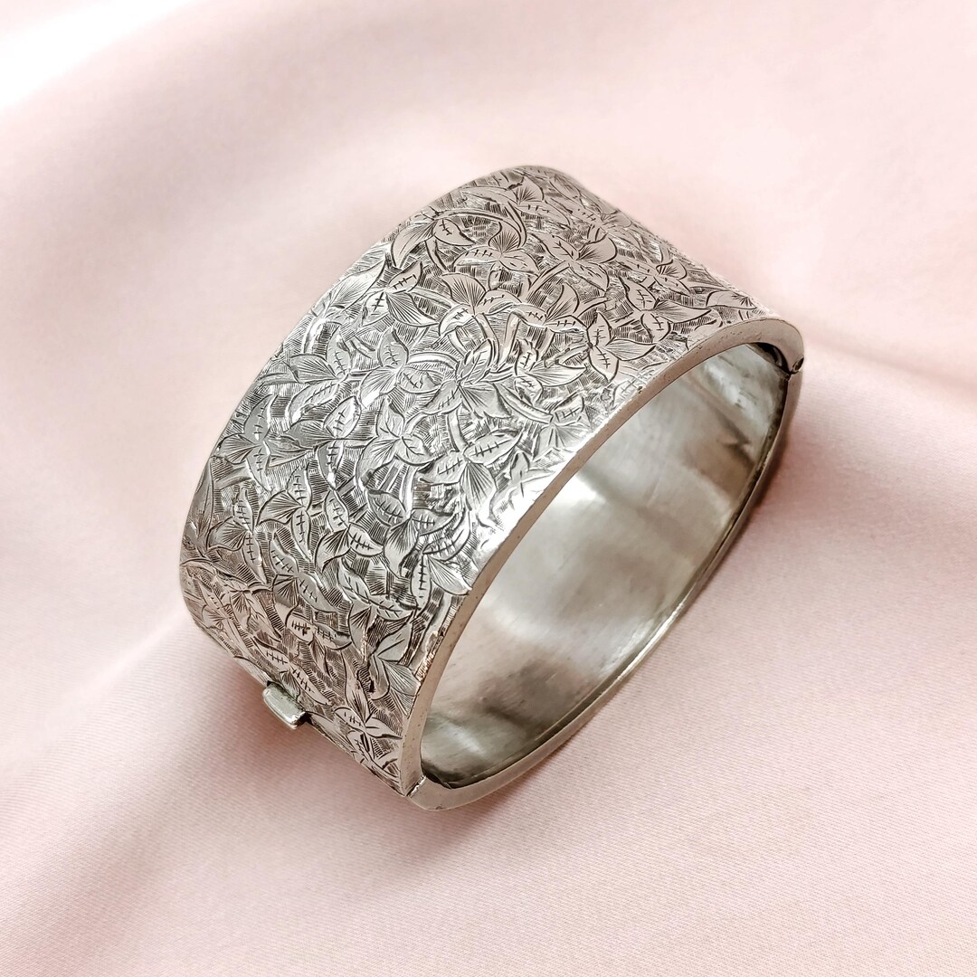 Stunning Wide Antique Victorian Aesthetic Engraved Rich Floral Foliage ...