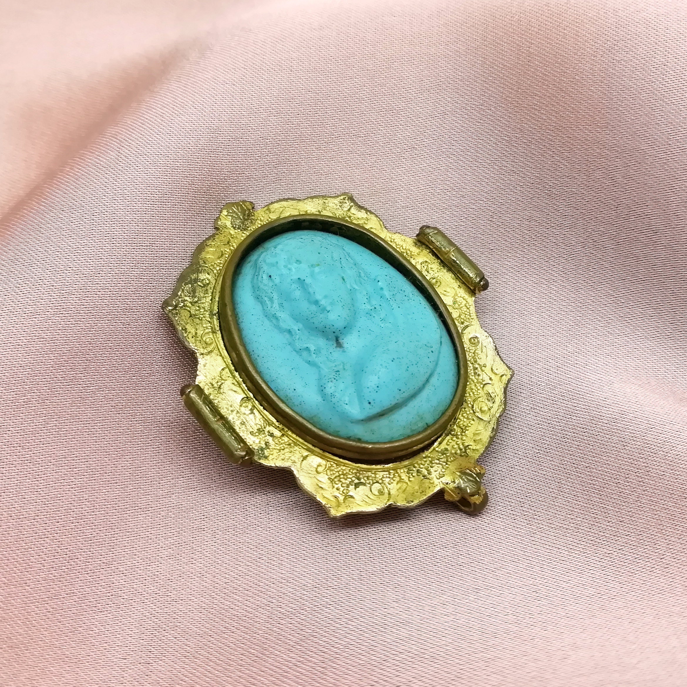Antique Georgian Turquoise Paste Cameo Pinchbeck Frame Portrait Brooch ...