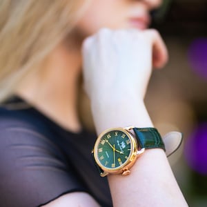 Green Dial Luxury Watch - Classic Gold Case & Leather Strap - Elegant ...