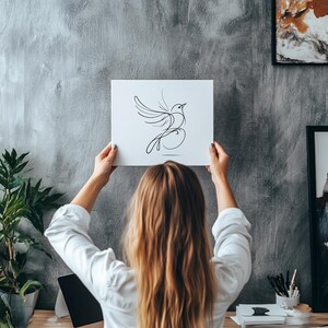 Minimalist American Robin Line Art Canvas | Flowing Bird Drawing ...