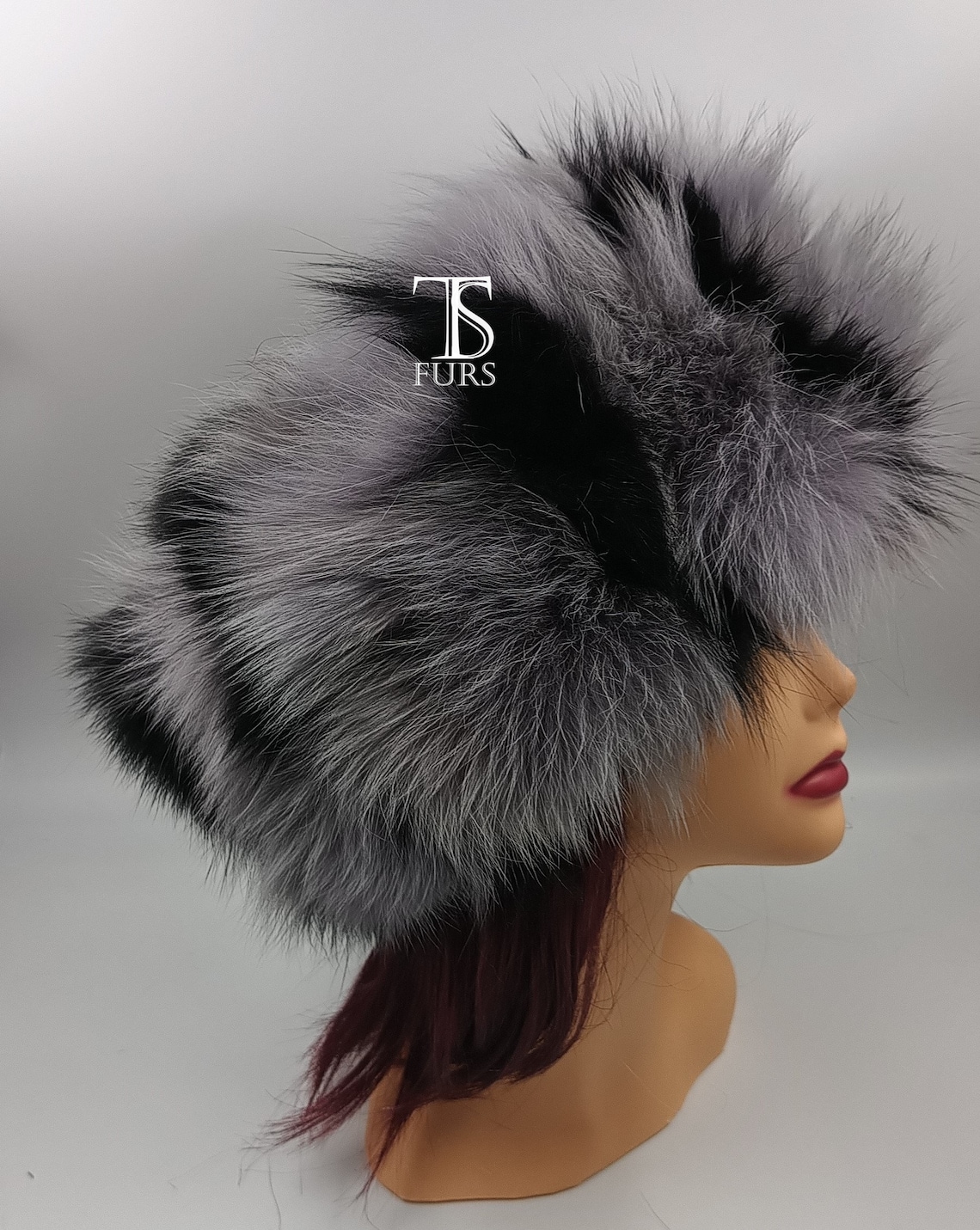 Headband or Collar Made of Genuine Fox Fur. Elastic Round Winter Fur ...
