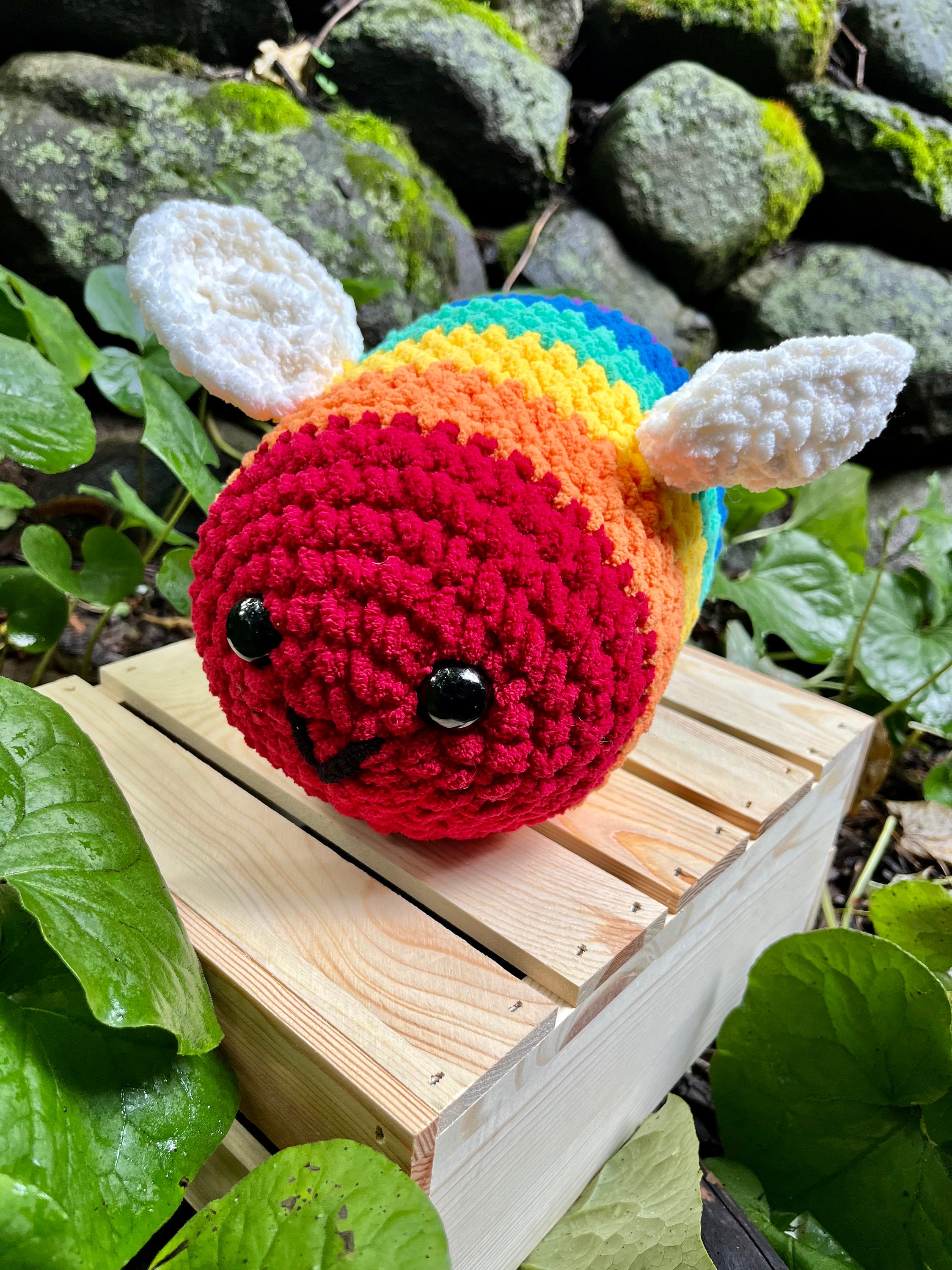 Rainbow Crochet Bee Plush Amigurumi Bee Jumbo Crochet Bee Bee Stuffed ...