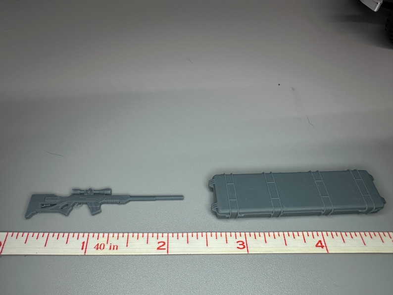 1/24 Scale Resin Rifle With Case - Etsy
