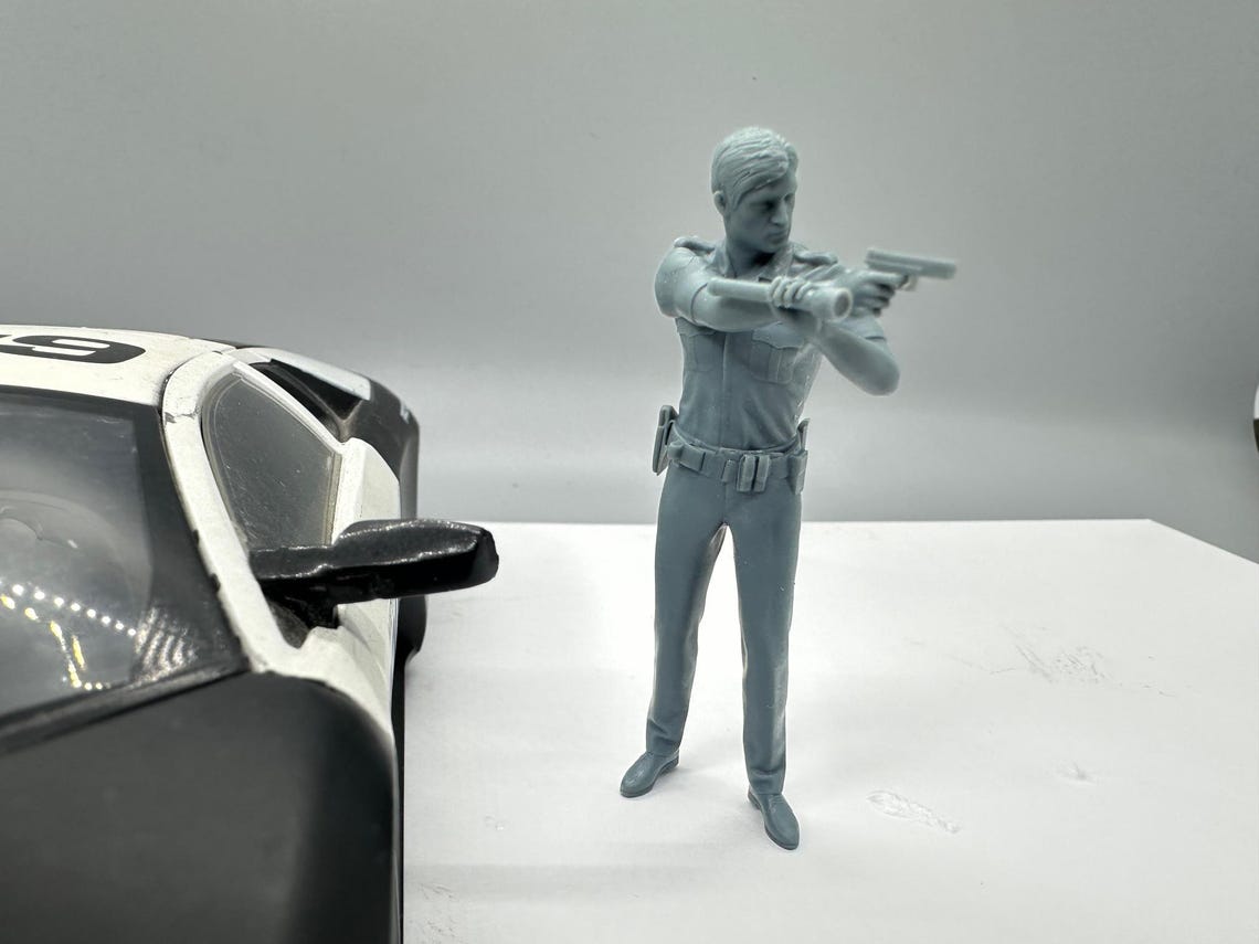 1/24 Scale Police Officer Resin Figure Unpainted - Etsy