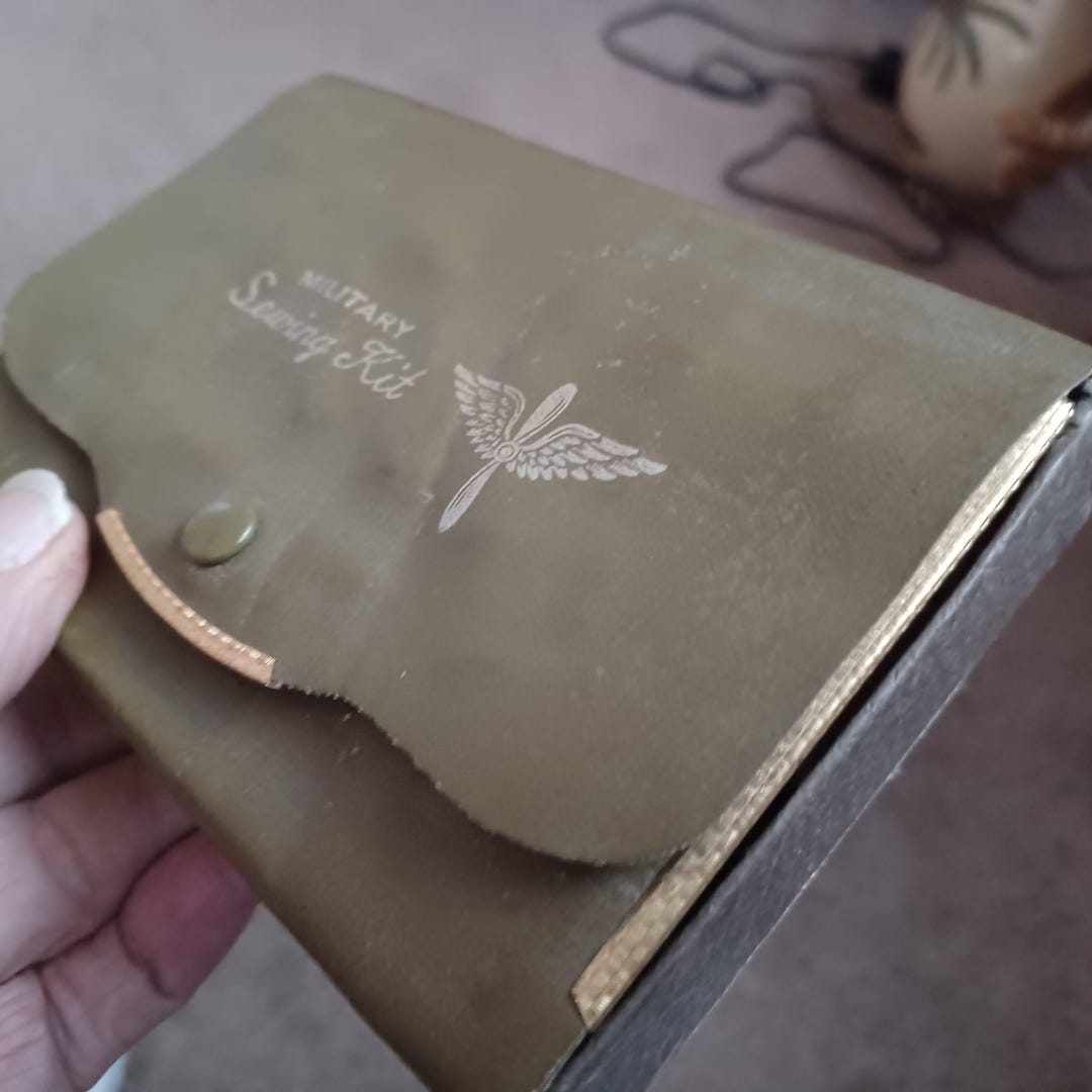 World War II USAAF Military Sewing Kit Thread Scissors Thimble Buttons ...