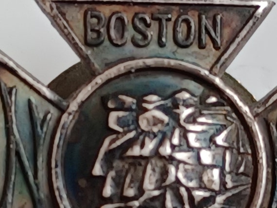 1895 Masonic Boston Knights Templar Badge Pin NH Butt… - Gem