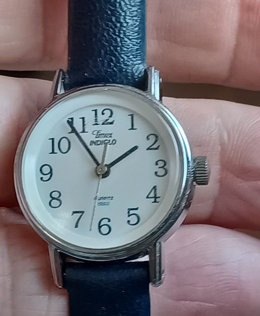 Timex Womans Girls Easy Reader Watch Nurse School Analog GLOW in the ...