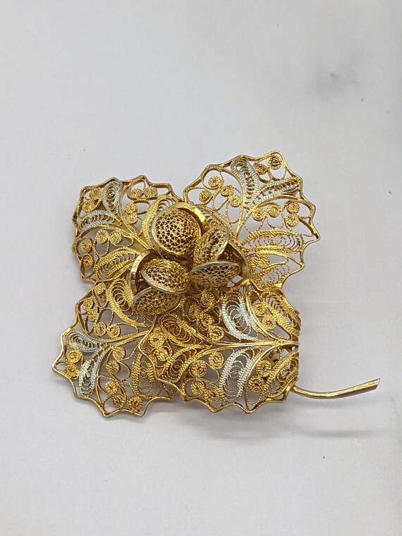 Vintage 800 Silver Filigree Leaves Pin Brooch. - Gem