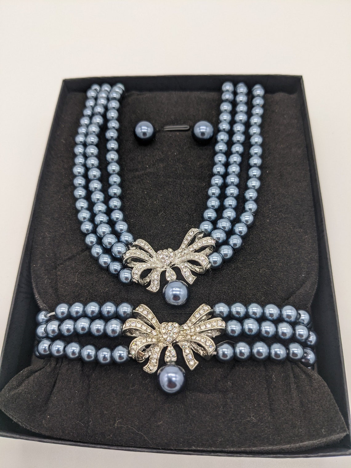 Set of Blue Faux Pearls Necklace Stretch Bracelet and Earrings. - Etsy