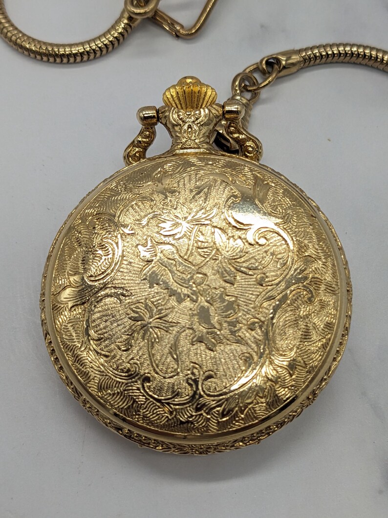 Vintage Cariole Mechanical Fish Pocket Watch - Etsy