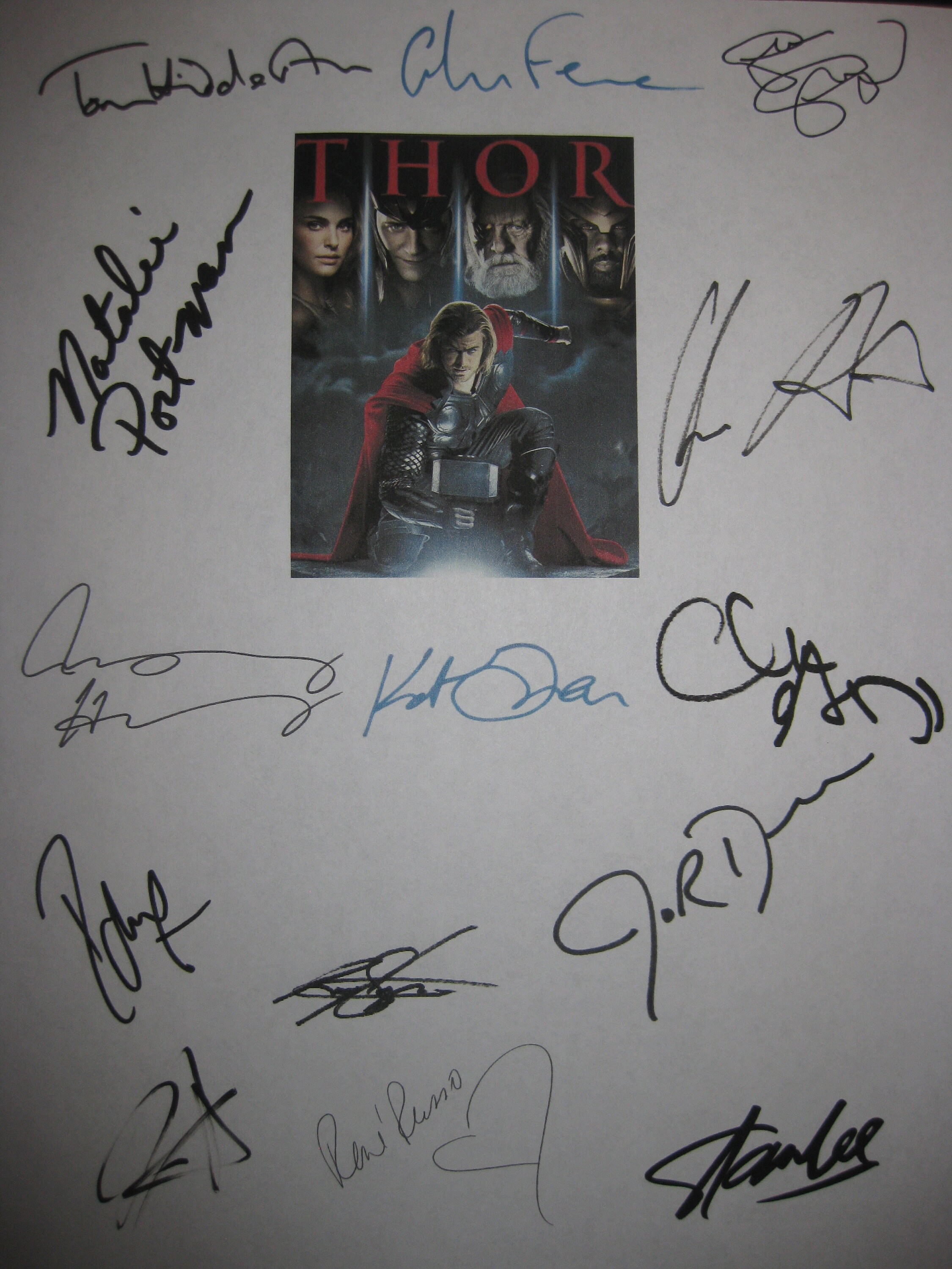 Thor Signed Film Movie Script Screenplay Autograph X14 Chris - Etsy