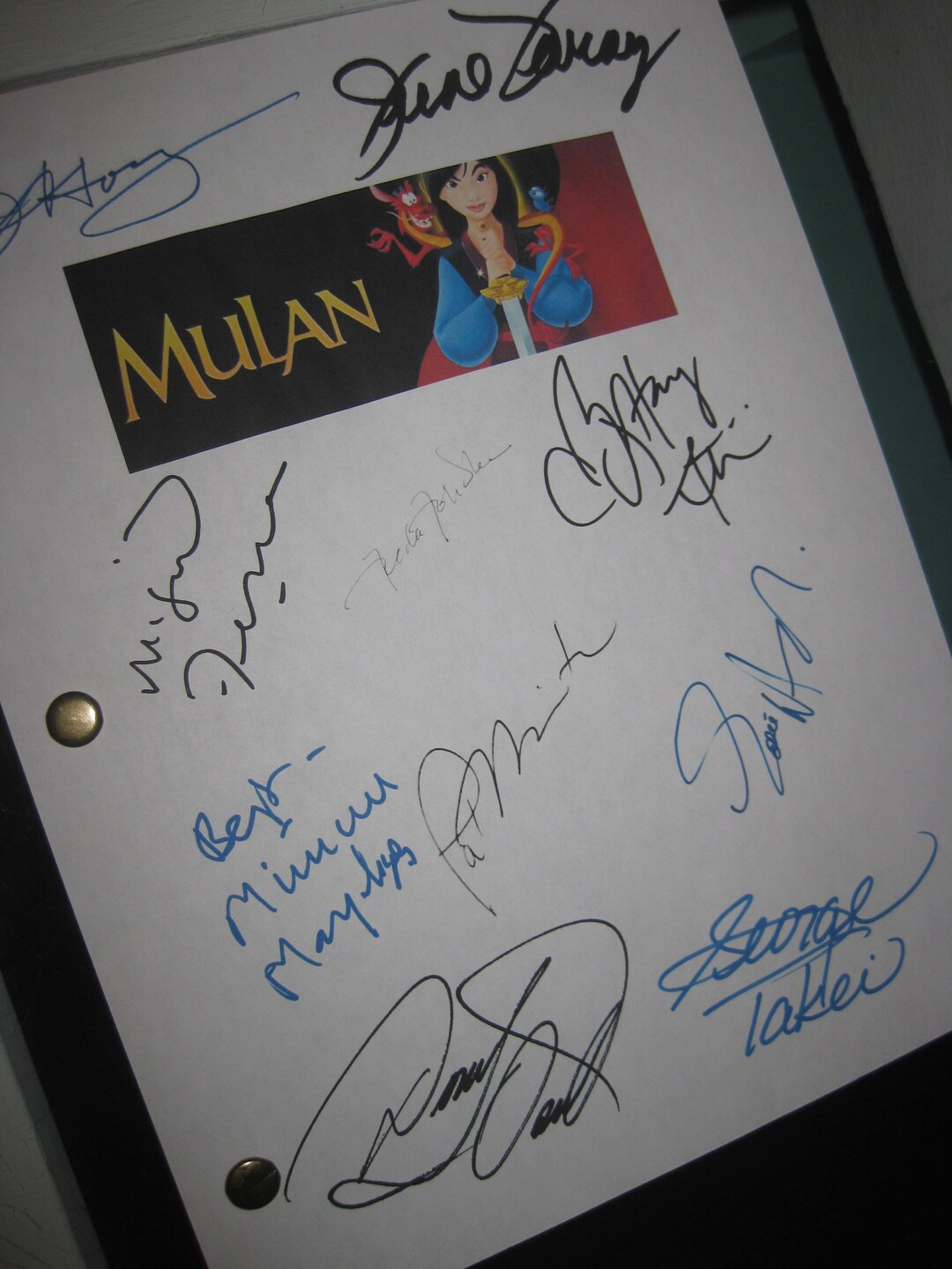 Mulan Signed Movie Film Script Screenplay X10 Autograph Eddie Murphy ...
