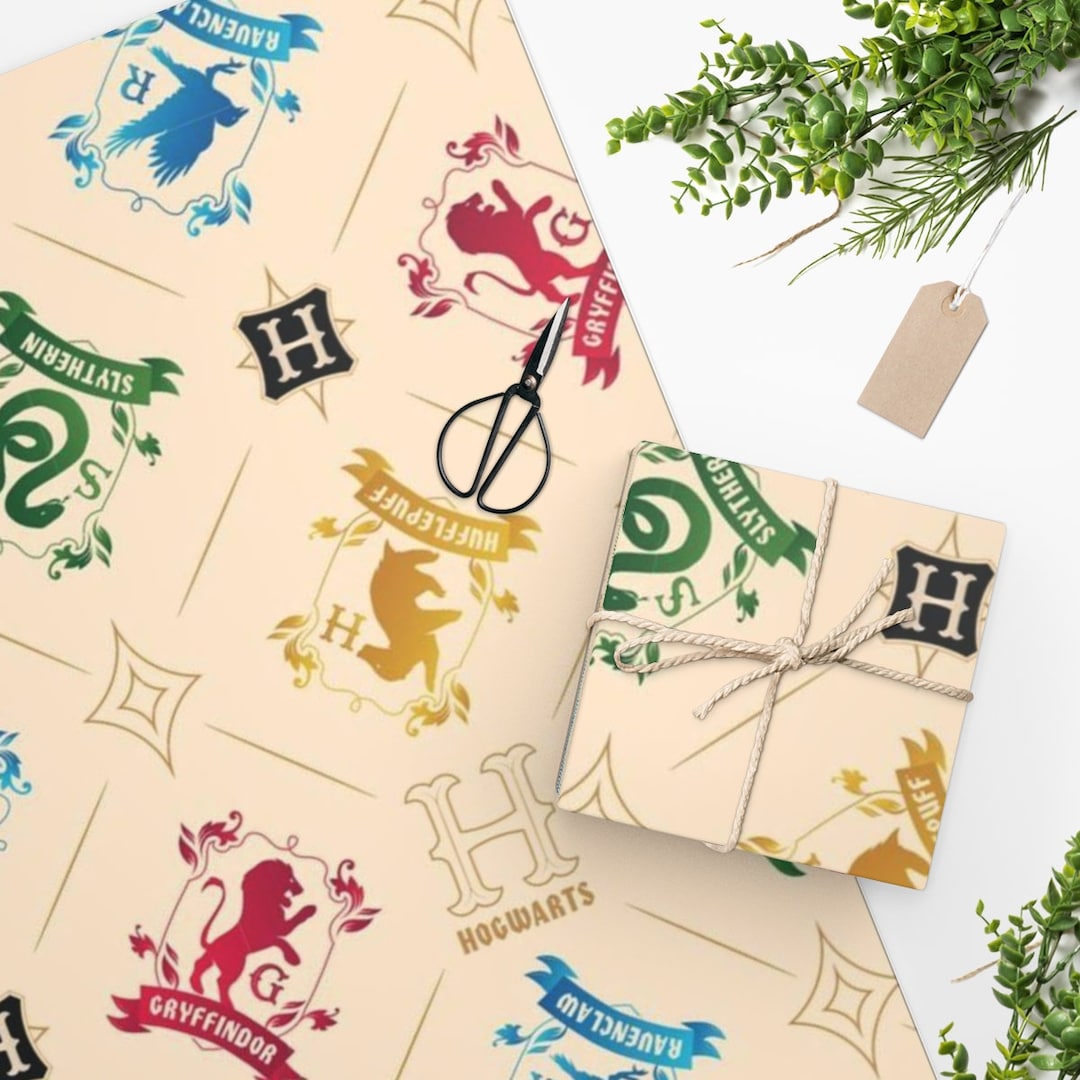Hogwarts Wrapping Paper. Harry Potter Gift Wrap. Christmas - Etsy