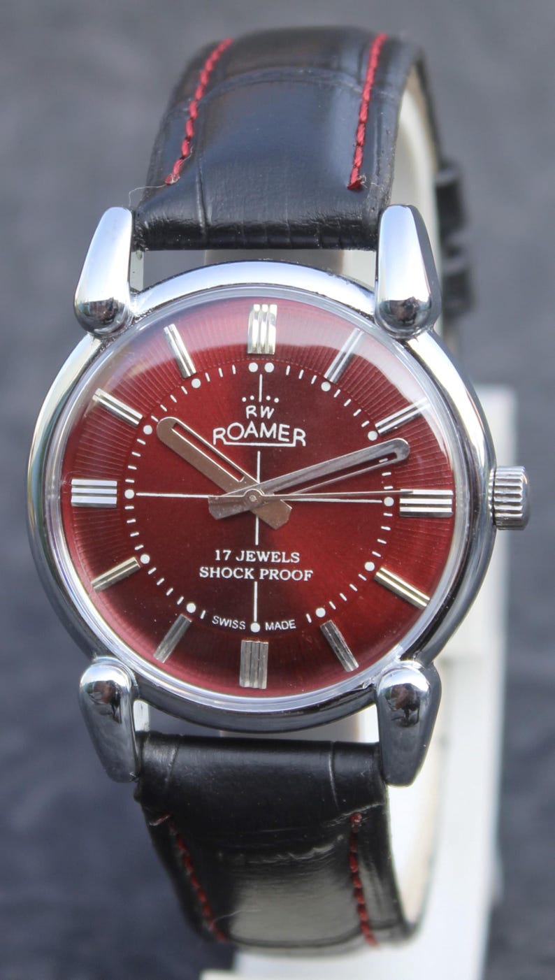 Vintage Roamer Swiss Made Wristwatch, 17 Jewels, Red Dial, 1980s - Etsy
