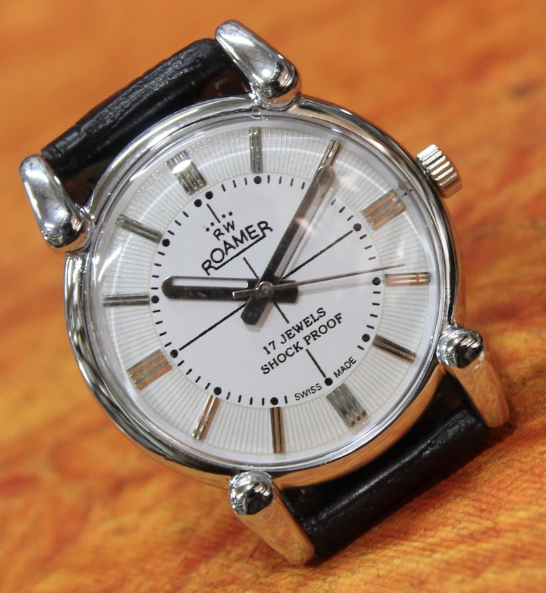 Antique Vintage Roamer Swiss Made FHF ST96 17 Jewels Hand Winding ...