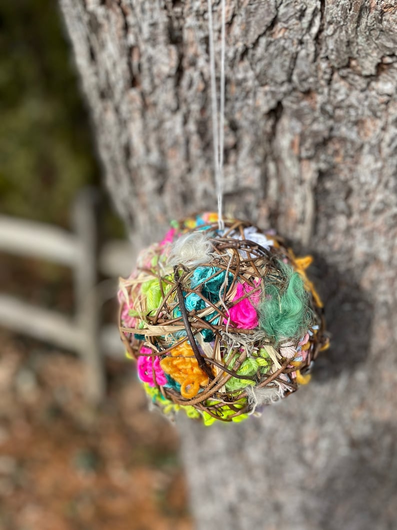Spring Colors Yarny Nesting Ball for Birds Wool Grapevine Bird Watching ...