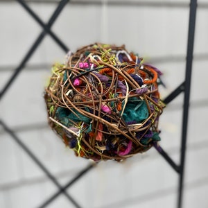 Yarny Nesting Ball for Birds Wool Grapevine Bird Watching Natural ...