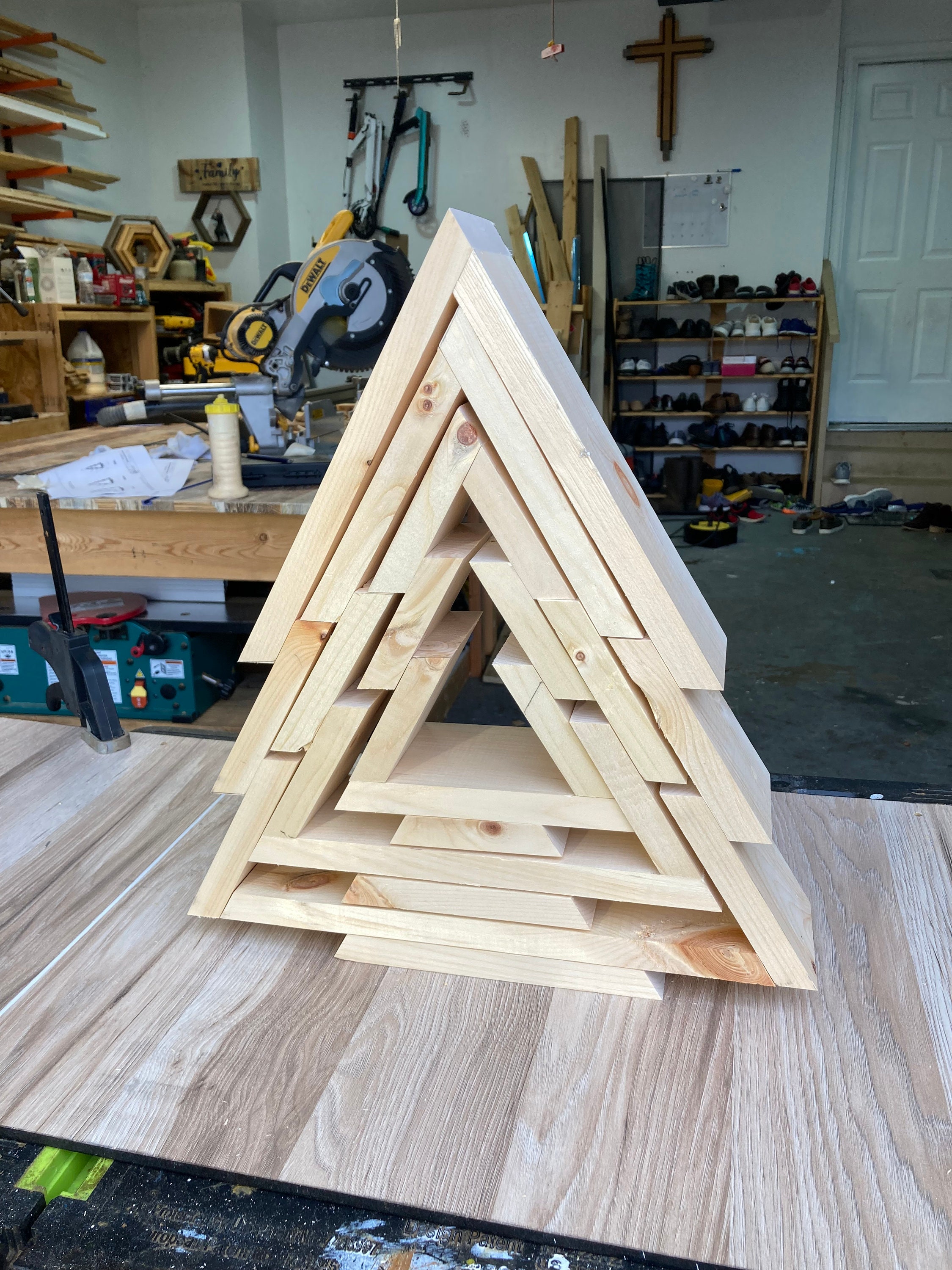 Wooden Christmas Tree Woodworking Plan - Easy Step-by-step Guide for ...