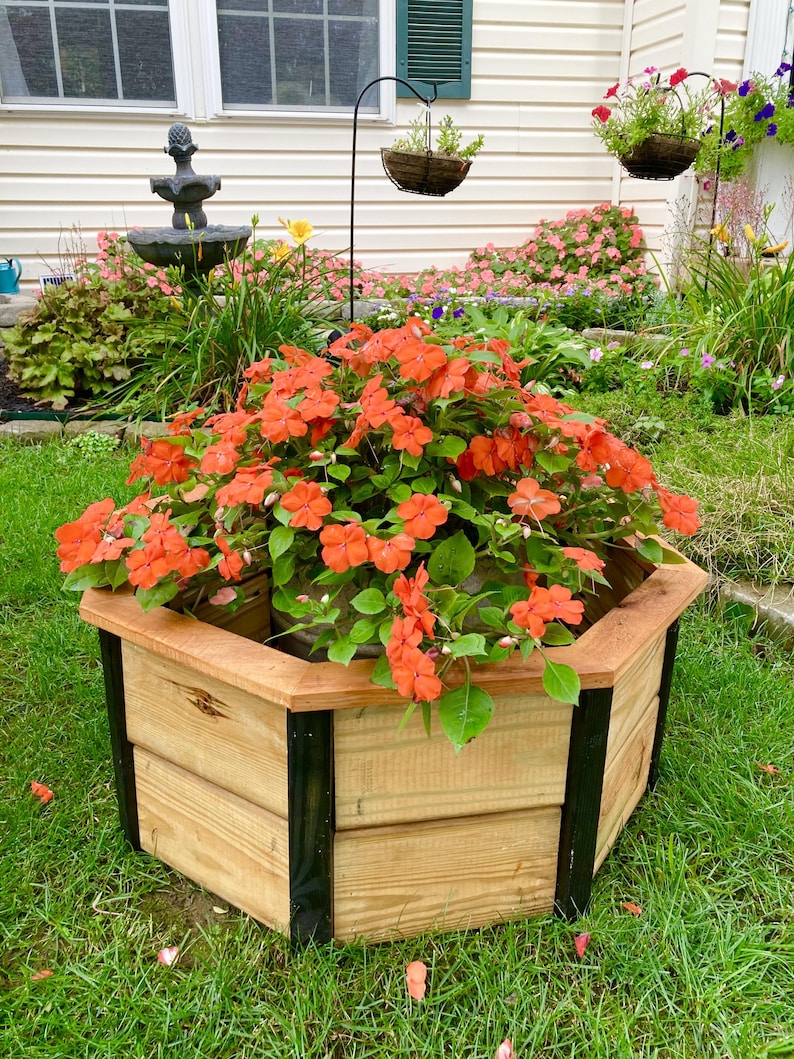 Octagon Eight-sided Garden Planter Plans / Raised Planter Box Plans ...