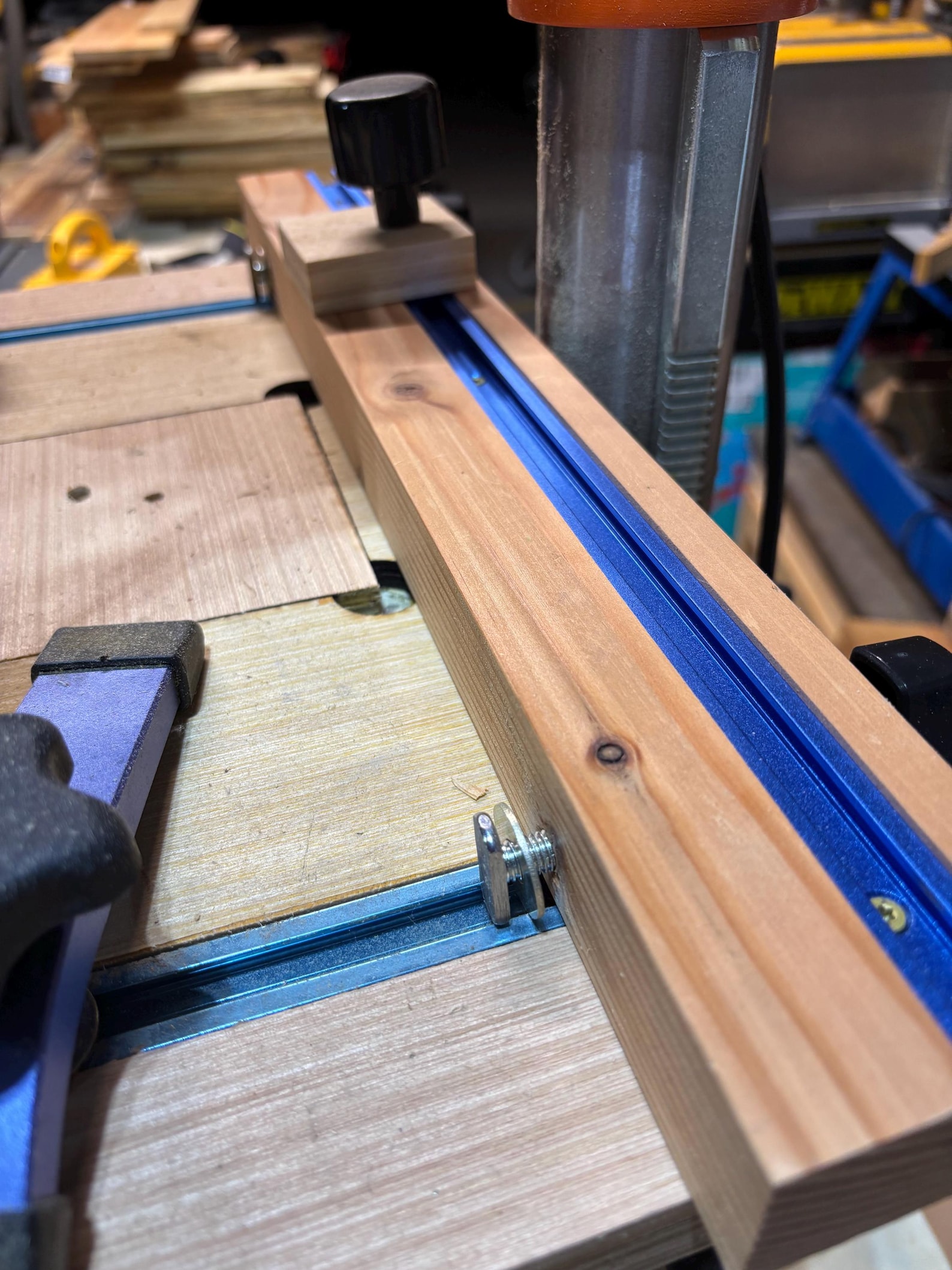 DIY Table Fence Jig for Drill Press - Essential Woodworking Jig ...