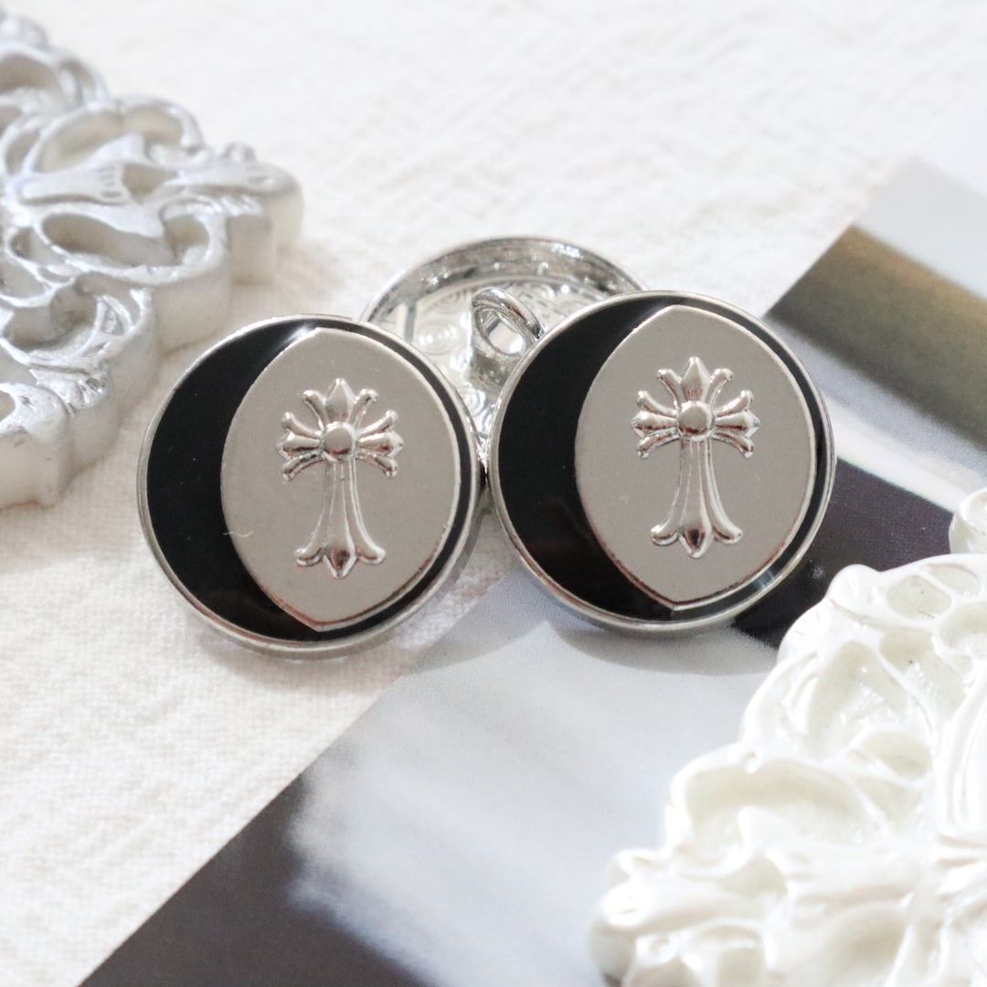 18mm Metal Shank Buttons, Black and Silver Cross Button, Vintage Style ...