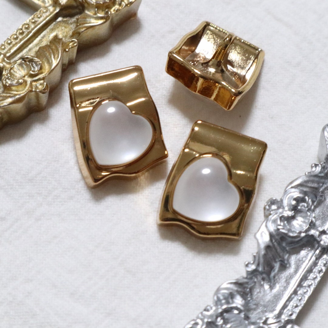 21mm Metal Shank Button, Heart Shaped Moon Stone Button, Moon Gemstone Button, Vintage Style ...