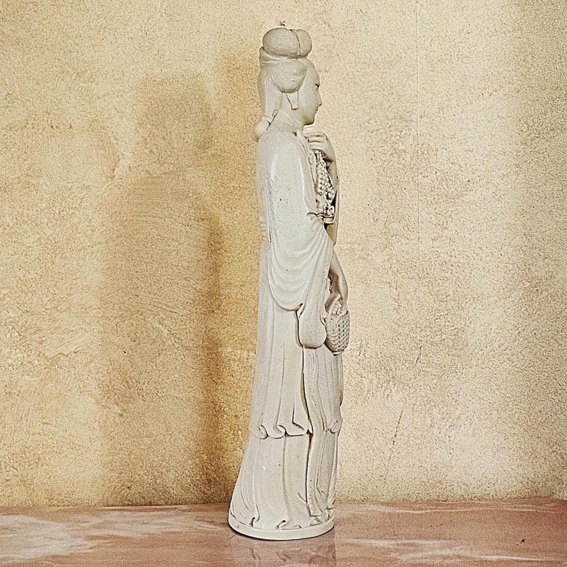 Chinese Ivory Lady With Flowers - Elegant Vintage Asian Lady Figurine ...