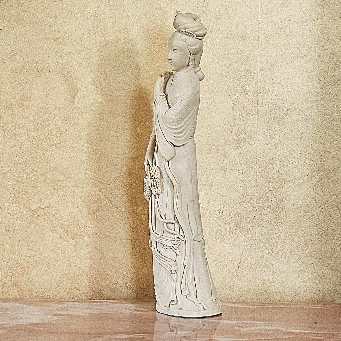 Chinese Ivory Lady With Flowers - Elegant Vintage Asian Lady Figurine ...