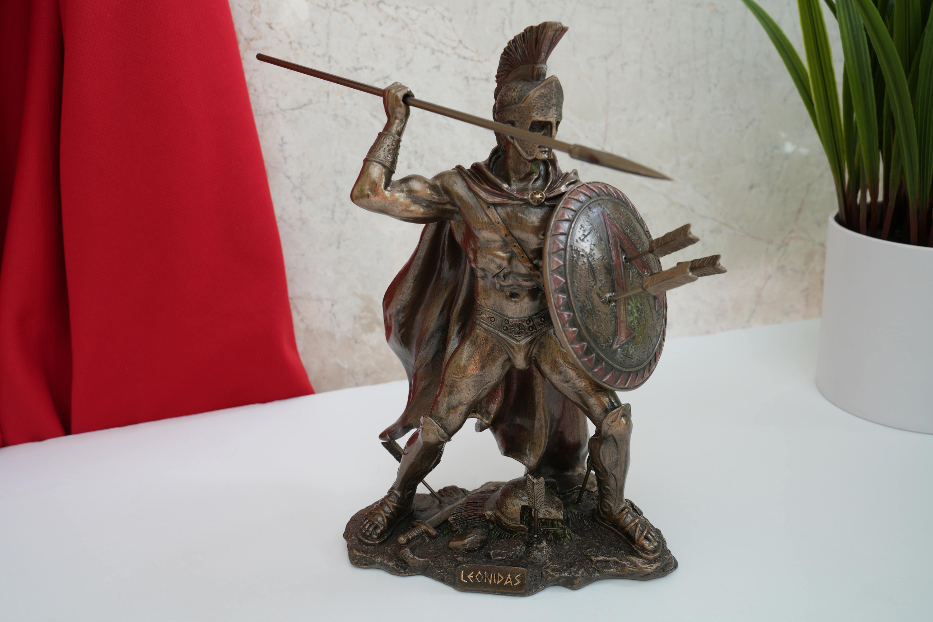 Leonidas Statue