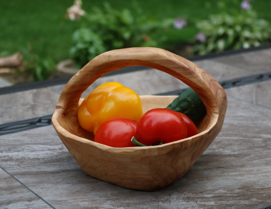 Small Wooden Handmade Bowl With Handle, Small Handmade Bowl With Handle ...