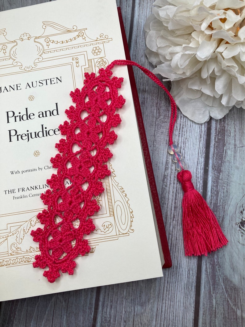 The Maisie Crochet Bookmark PDF Pattern - Create a Stunning and ...