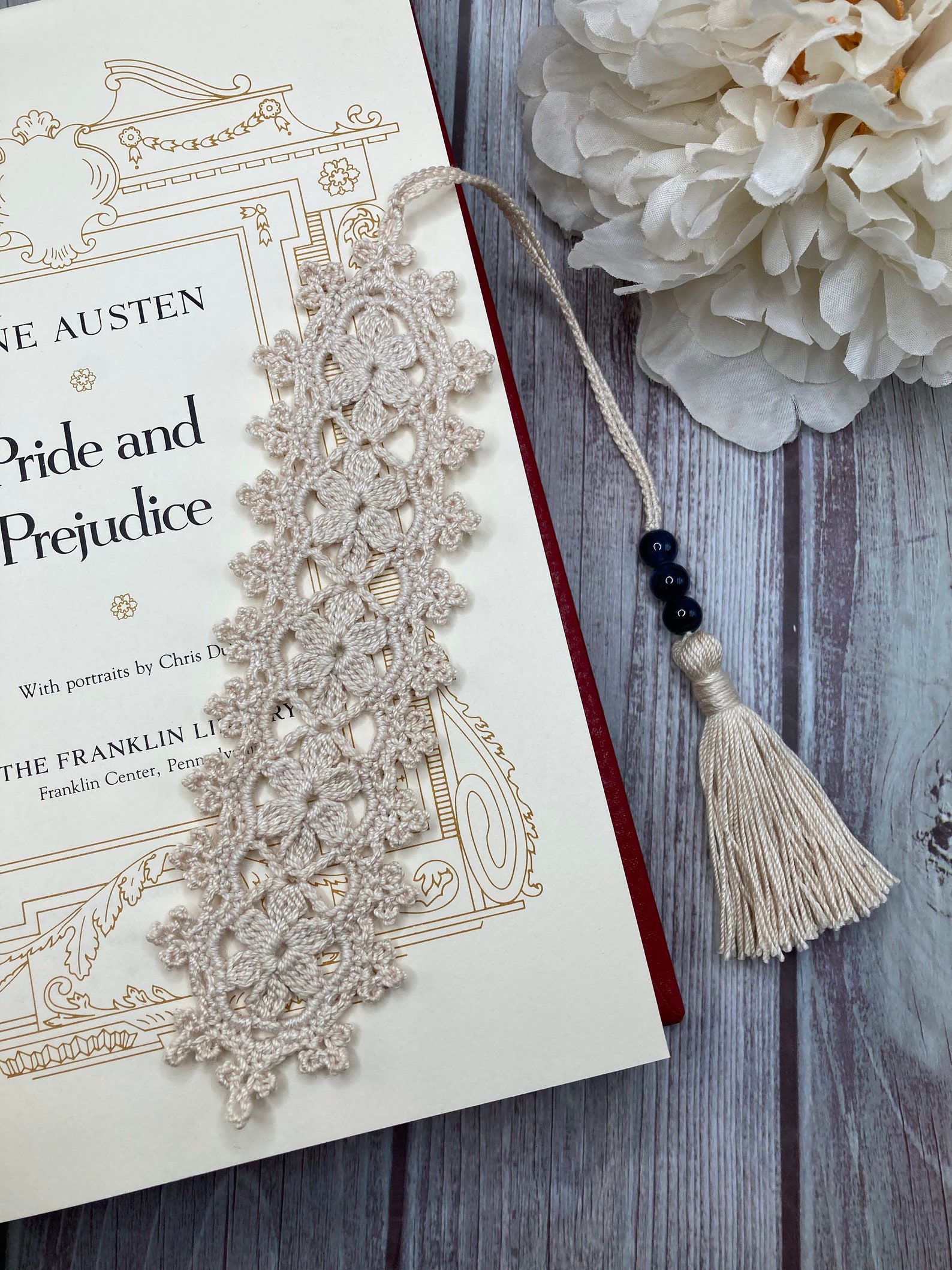 The Maisie Crochet Bookmark PDF Pattern - Create a Stunning and ...