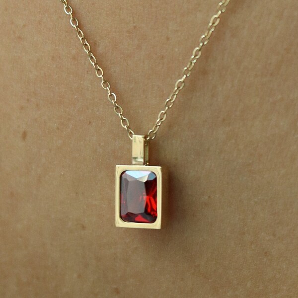 Red Gold Necklace - Etsy