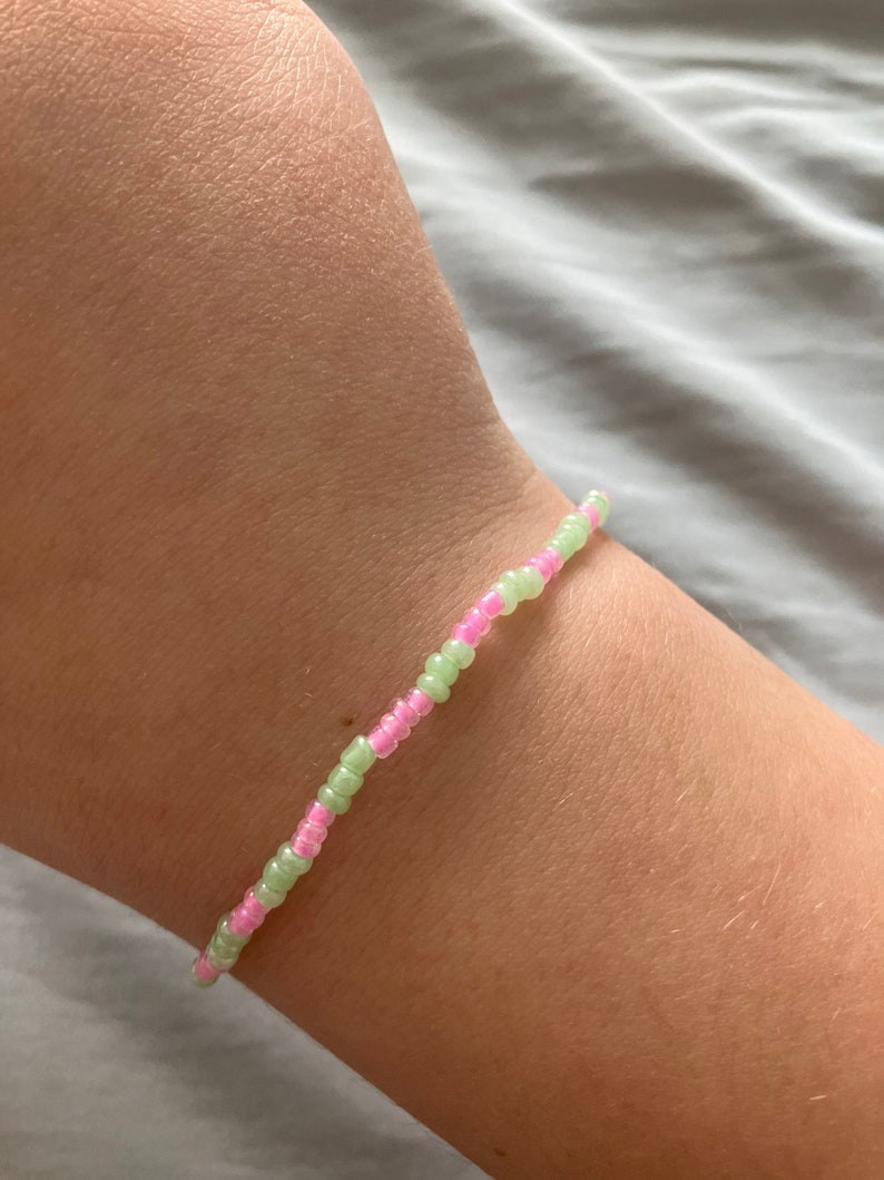 Light Green and Pink Seed Bead Bracelet - Etsy