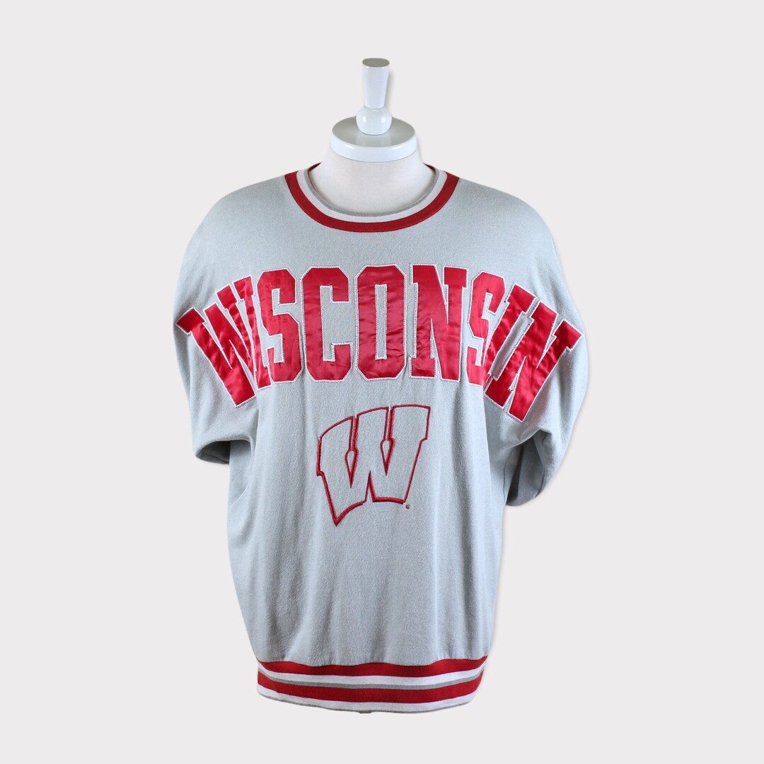 Embroidered Vintage 90s Wisconsin Badgers Sweatshirt Wisconsin ...