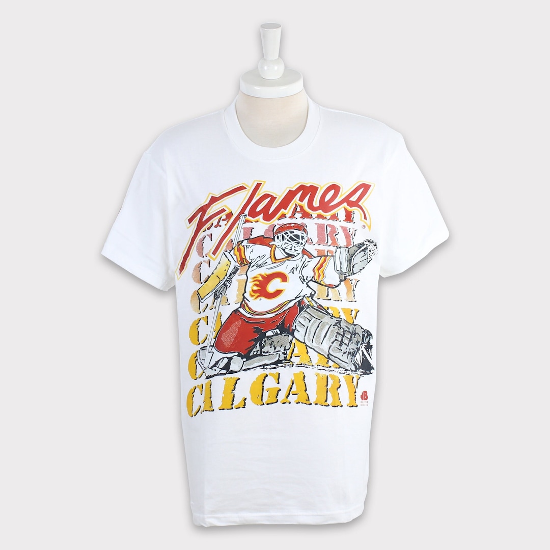 Vintage 00s Calgary Flames T-shirt Calgary Flames Sweatshirt Calgary ...
