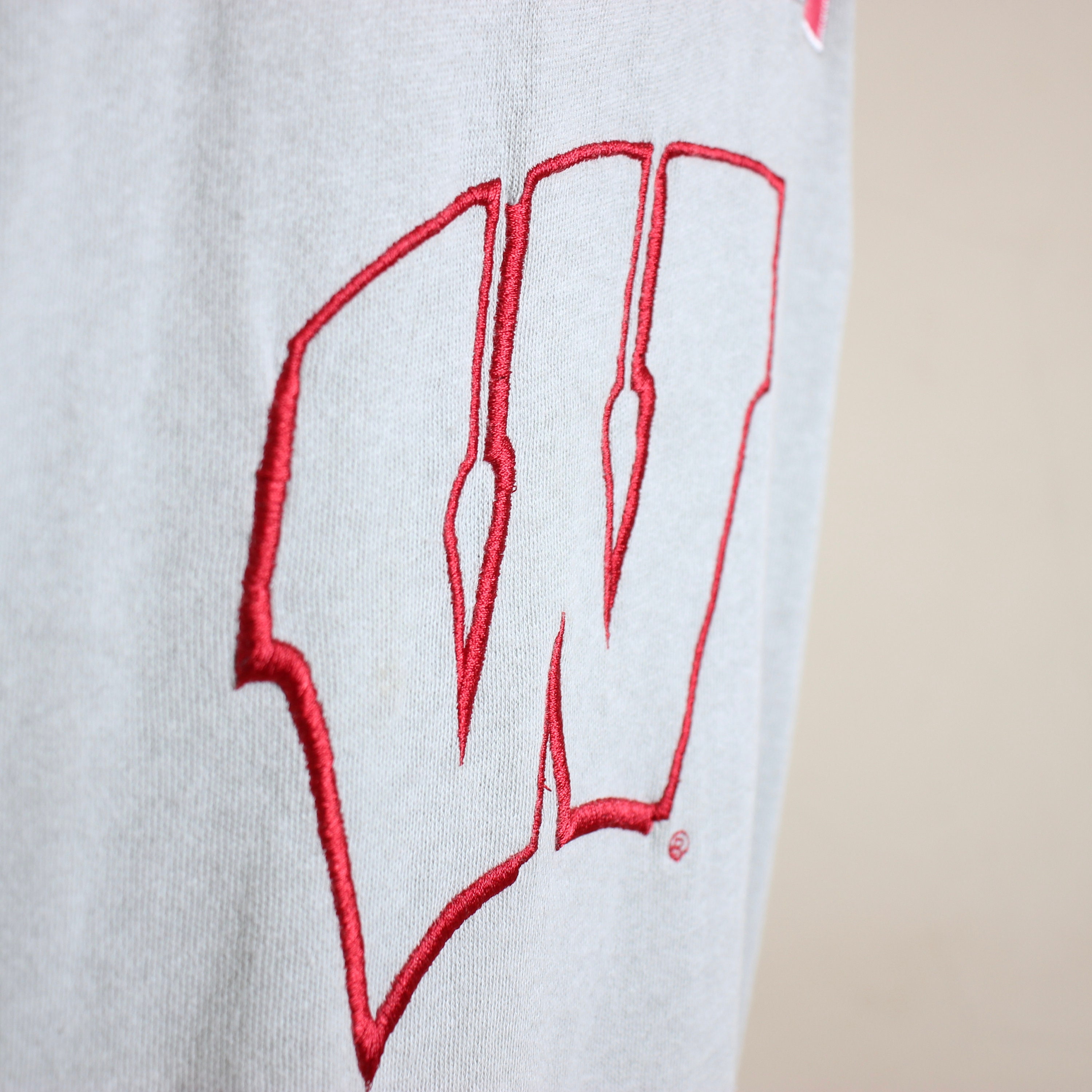 Embroidered Vintage 90s Wisconsin Badgers Sweatshirt Wisconsin ...