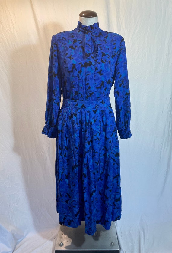 vintage 80s blue two - Gem