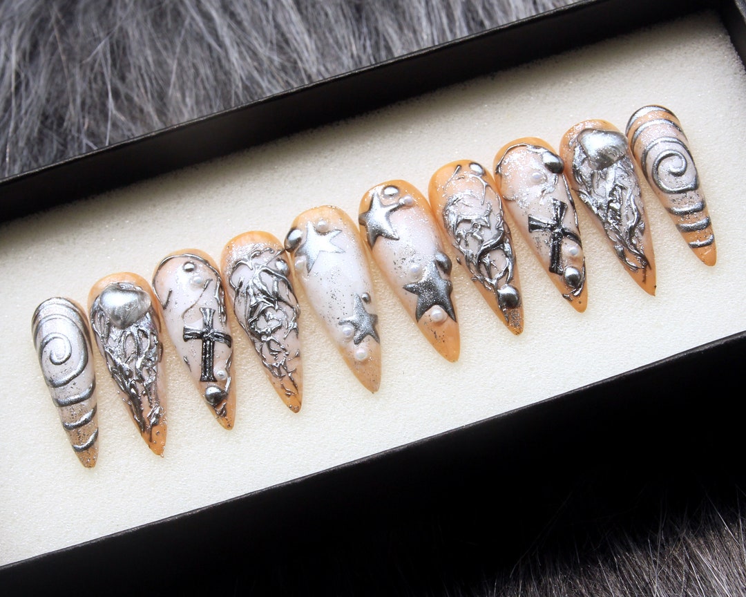 3D Chrome Heart Press on Nails | Baroque Nails Set | Goth Gothic Nails ...