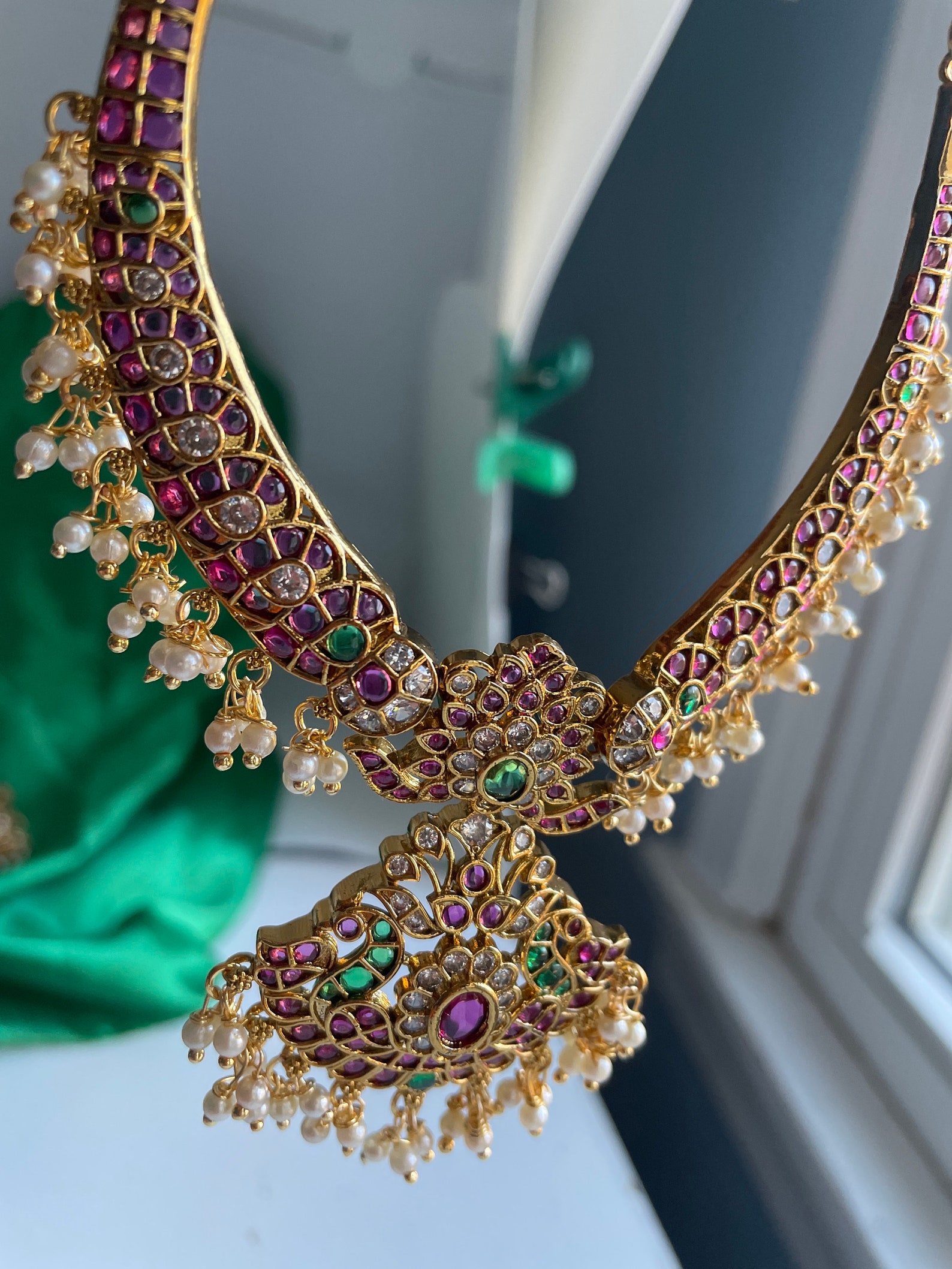 South Indian Kemp Stone Mango Necklace - Etsy