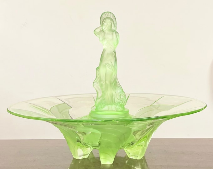Vintage Art Deco Walther & Sohne Green Uranium Pressed Glass Arabella ...
