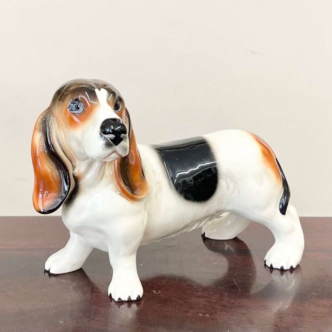 Vintage Coopercraft Basset Hound Dog Porcelain Figurine Figurine Dog ...