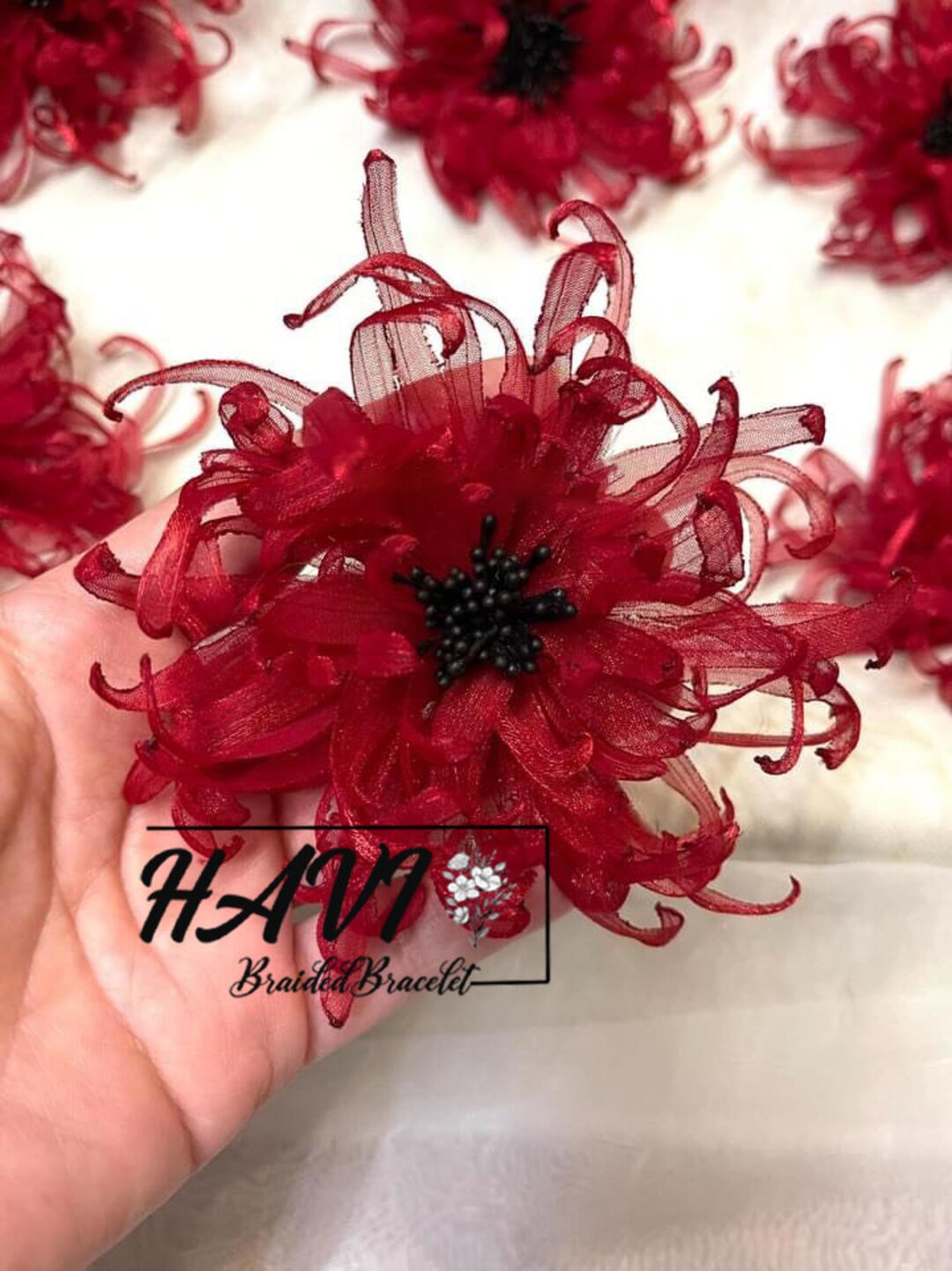 Magnetic Hold Flower Pin Small Red Spikey Mum Flower Brooch Flower Pin ...
