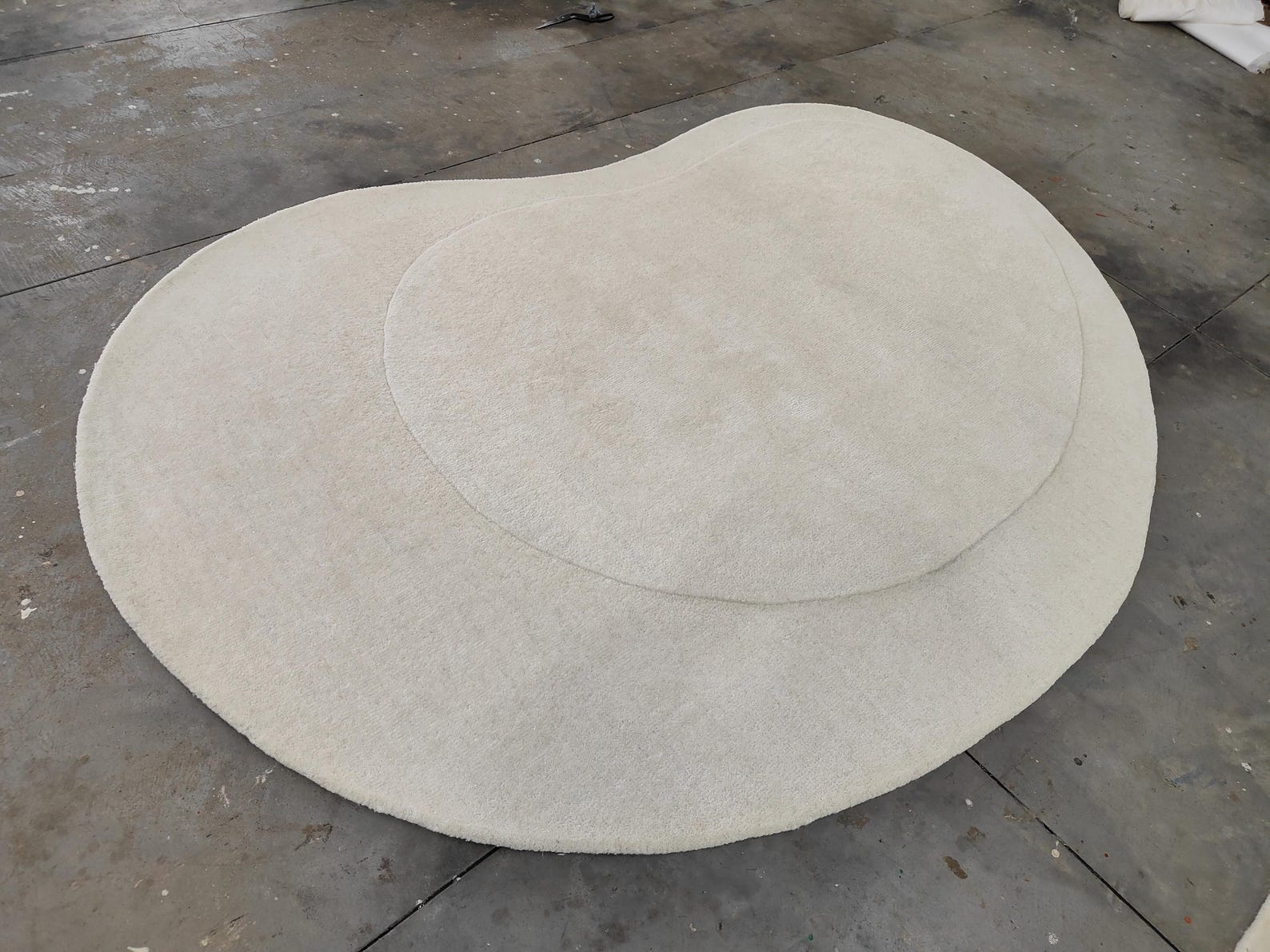 Hand Tufted Wool Rug, Kidney Shape, Modern Design - Etsy