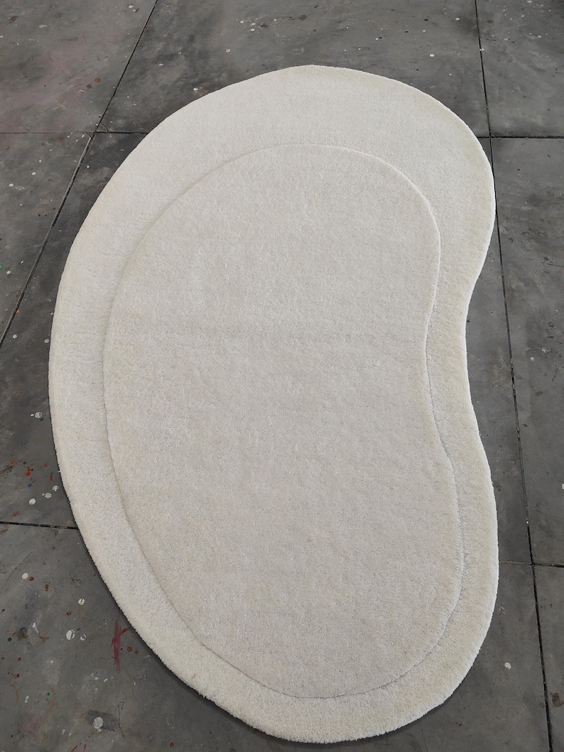 Hand Tufted Wool Rug, Kidney Shape, Modern Design - Etsy