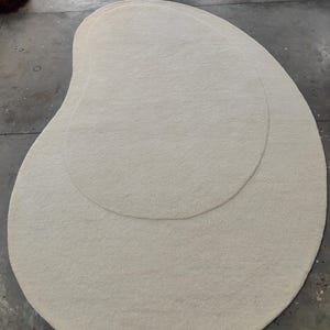 Hand Tufted Wool Rug, Kidney Shape, Modern Design - Etsy