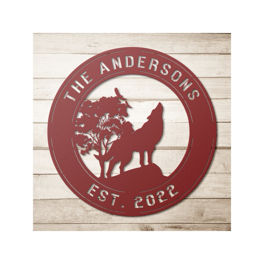 Personalized Howling Wolf Metal Wall Art: Custom Name Sign - Etsy