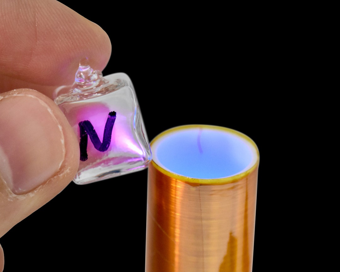 Nitrogen Rarefied Gas, Periodic Table of the Elements, Nitrogen Element ...