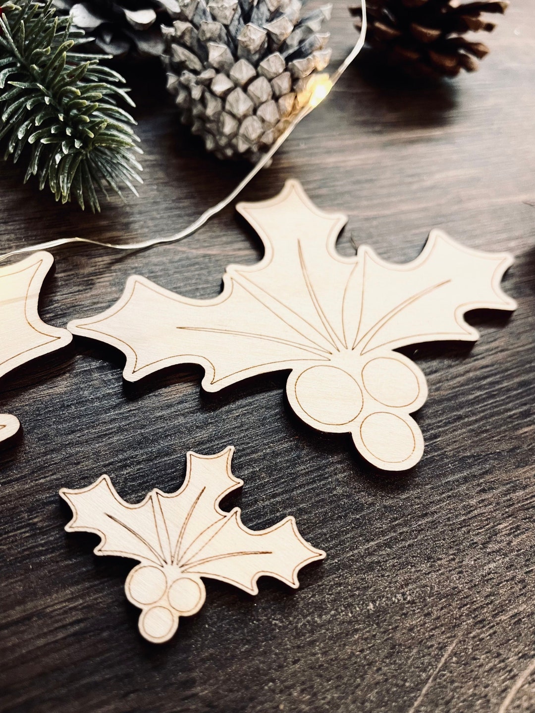 10x Wooden Holly and Berries / Nordic Christmas Holly Craft Blanks Made ...